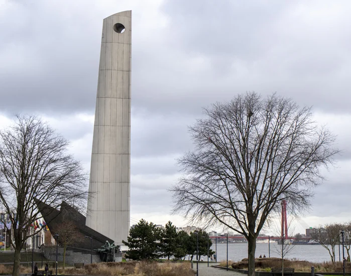 Escultura de Boeg en Rotterdam